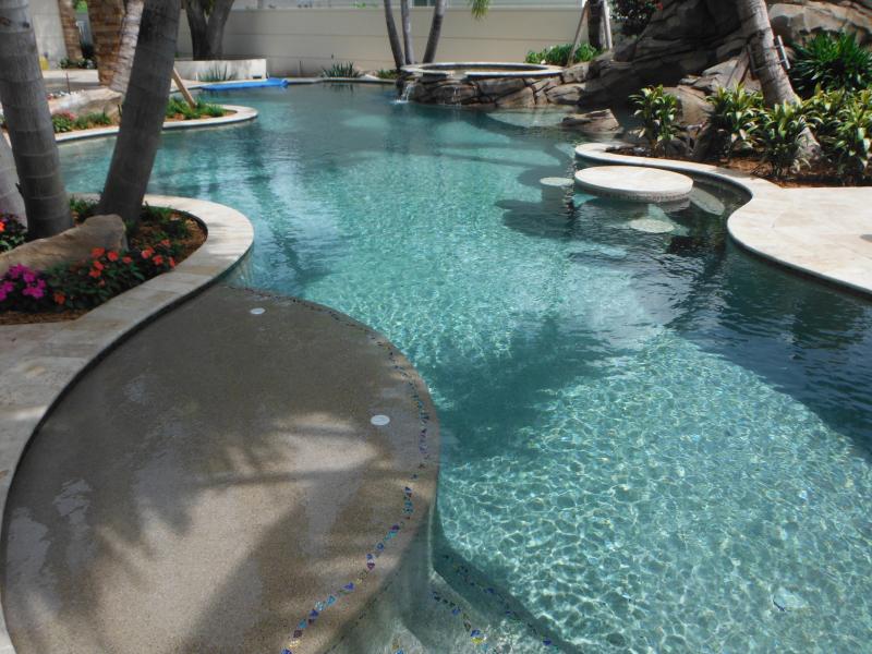 E & M Pool Plastering, Inc - Home